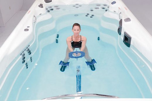 3 water exercises for a strong core | Fitness