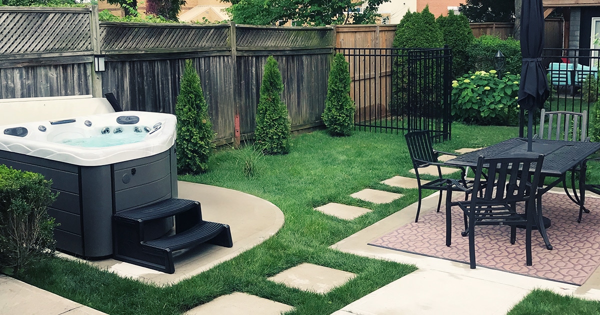 Best small hot tubs for a cozy backyard | Backyard Planning