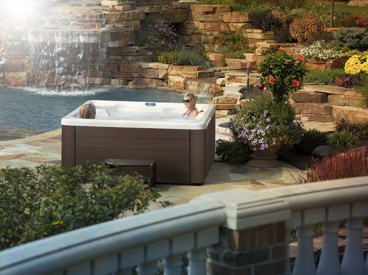 The best six-person hot tub to fit your budget | Backyard Planning