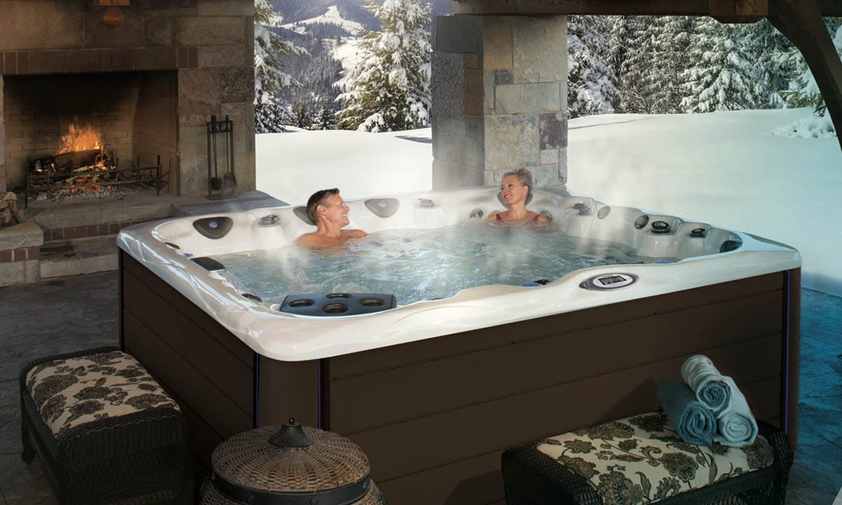 Winter backyard ideas to warm up your space