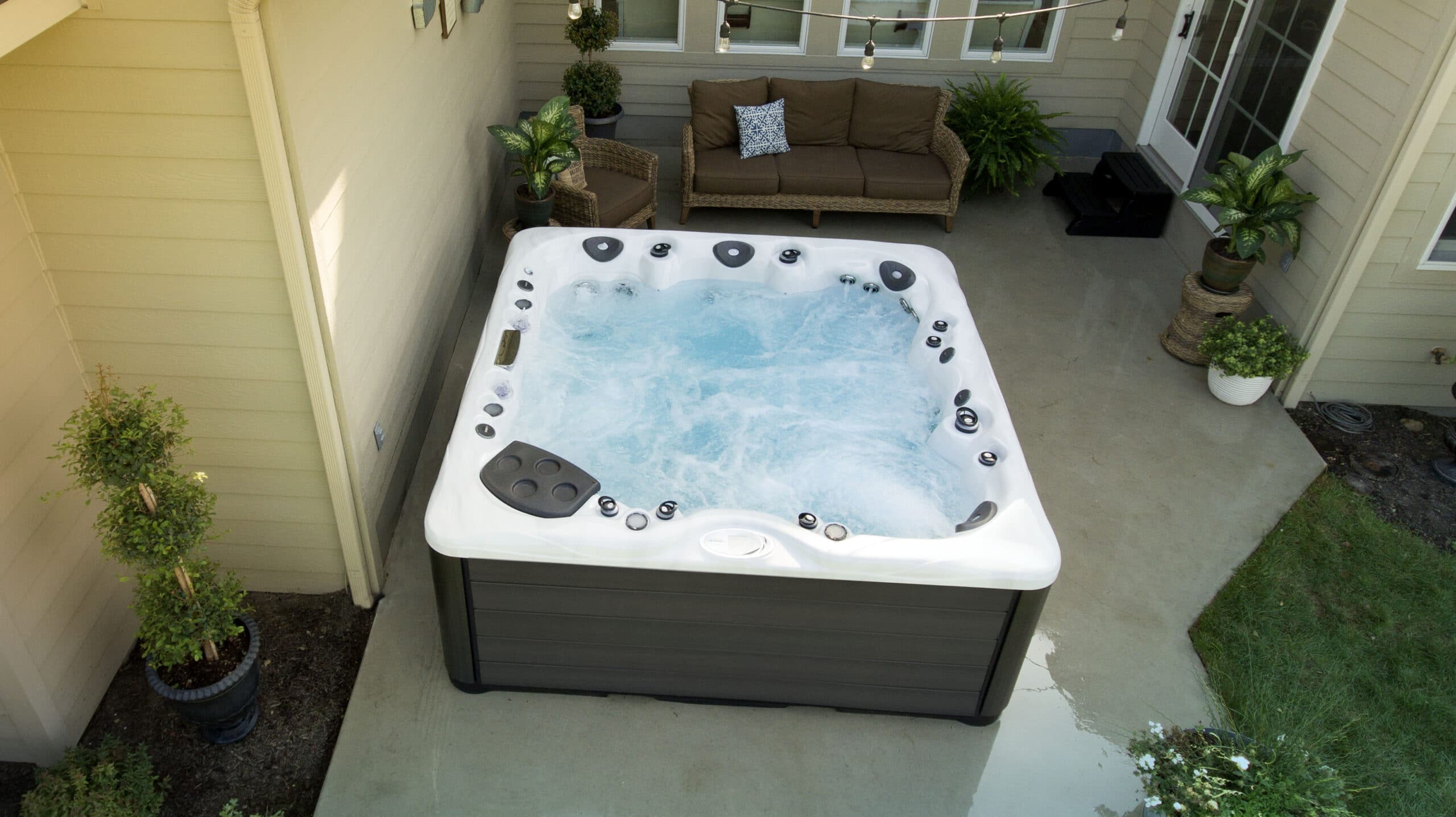 How Big Is A Hot Tub Your Guide To Spa Dimensions Master Spas Blog