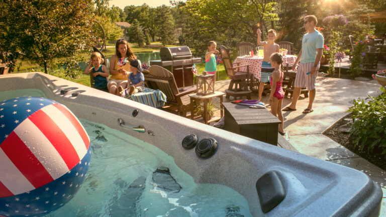 July 4 spectacular: Ideas for best pool party | Swim Spas