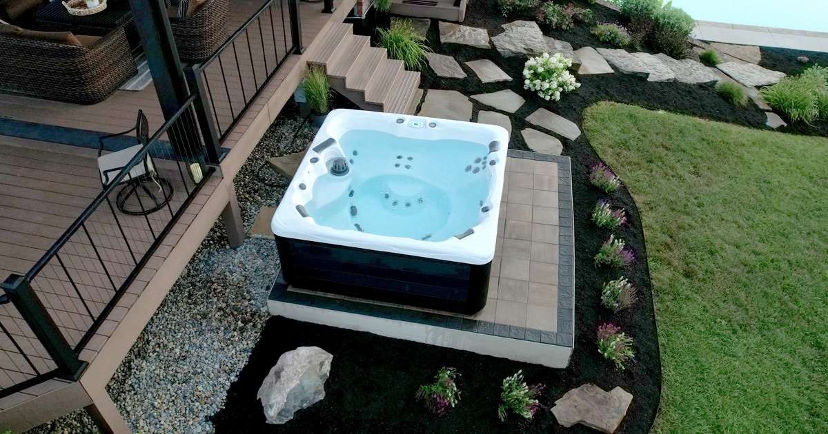 Built-in relaxation: Outdoor in-ground hot tub ideas