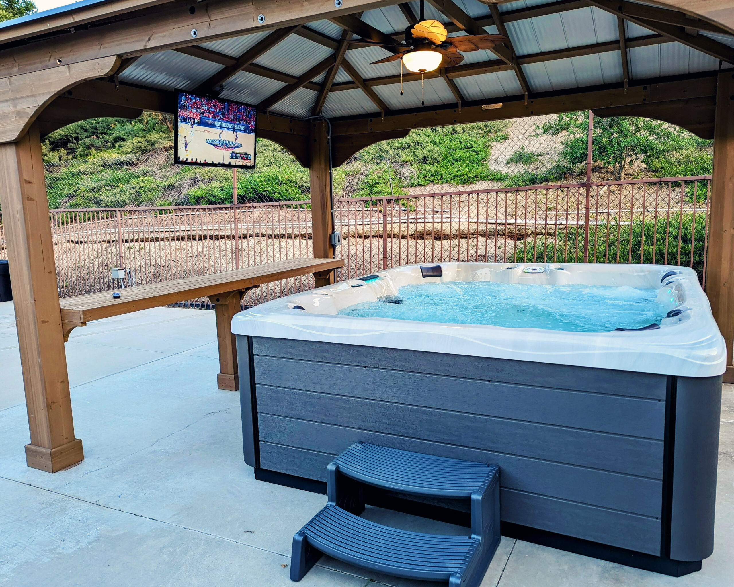 Best pergola ideas: Inspiration from hot tub owners | Backyard Planning