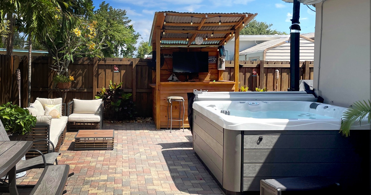 Above-ground hot tub ideas to transform your backyard | Backyard Planning