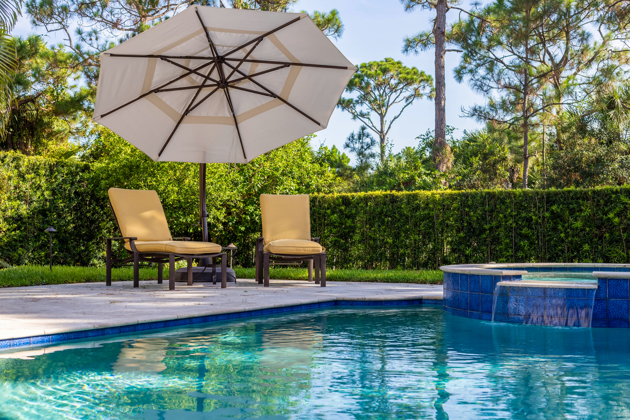 Adding a hot tub to an existing pool: what you need to know