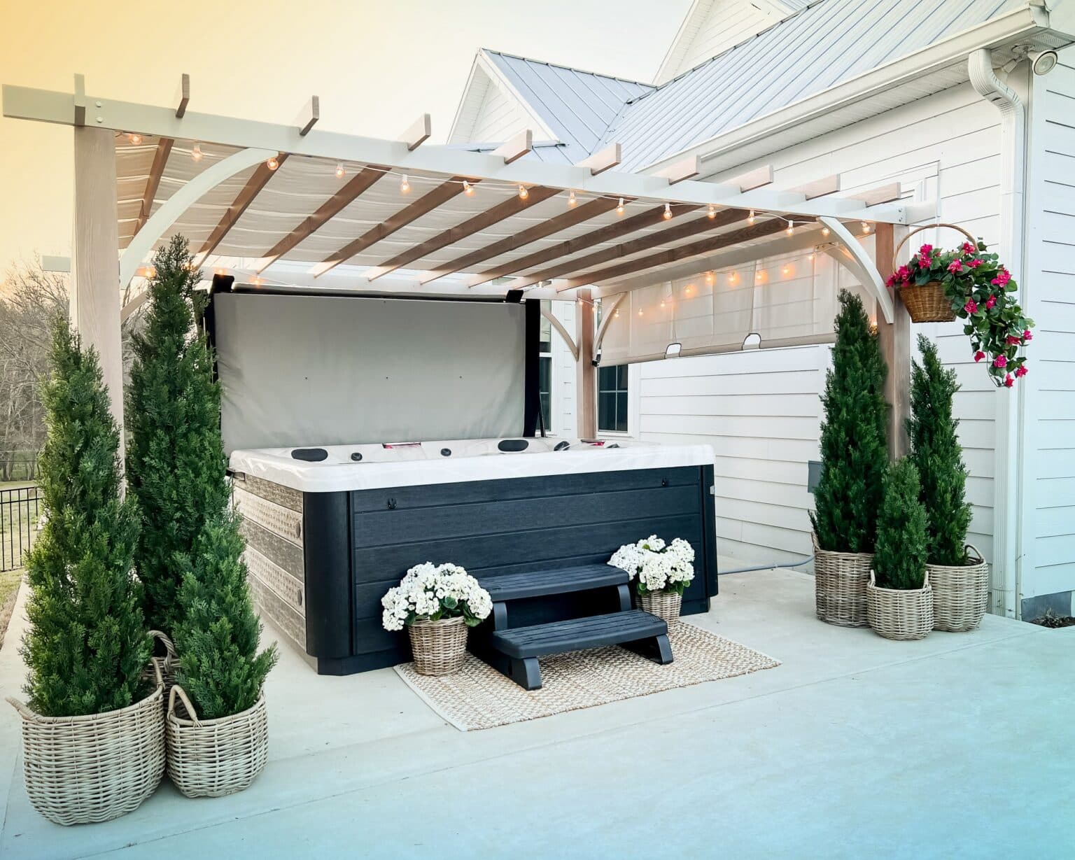 Summer hot tub guide: How to enjoy your spa in warm weather - Master ...